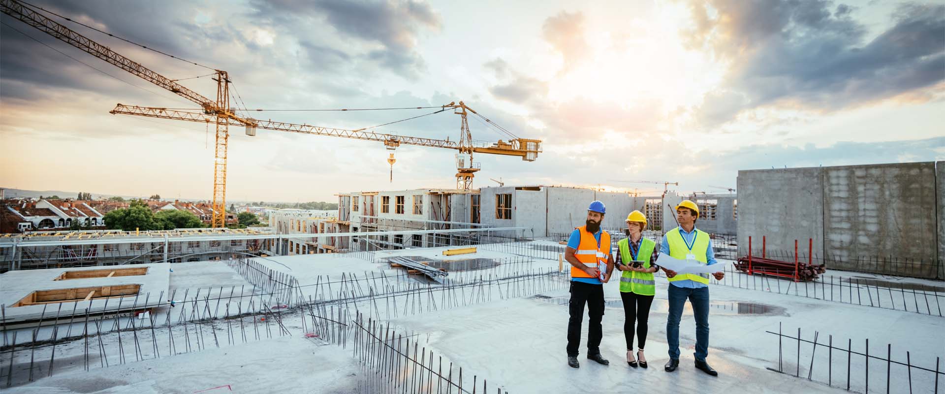 Cooperation is the key to achieving low-carbon buildings